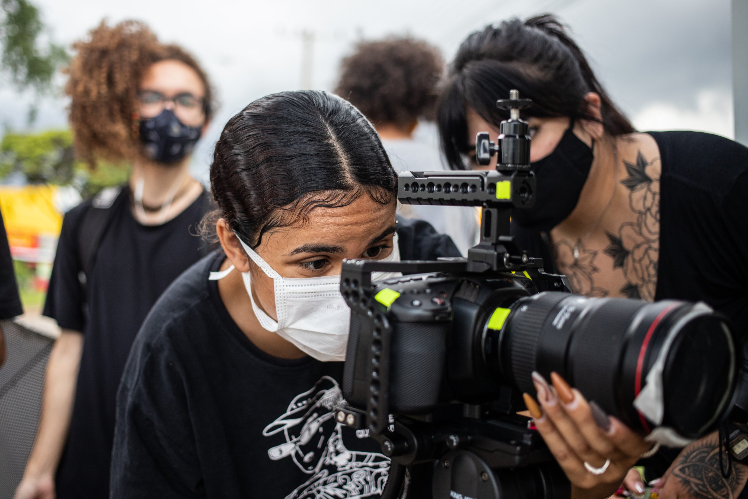 Arte na periferia: projeto social ensina jovens a produzirem cinema na ...